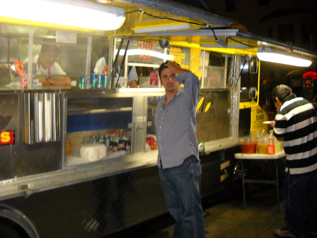 Banana Wonder: A Real LA Taco Truck: Tacos Tamix, Los Angeles