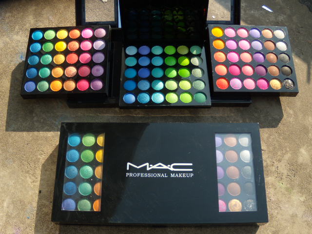 MACSTORE2010: Mac Eyeshadow Pallet 180 colors