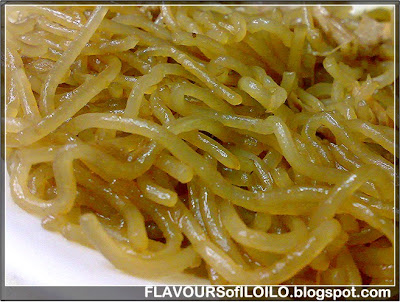 Chicken bihon from Roberto's