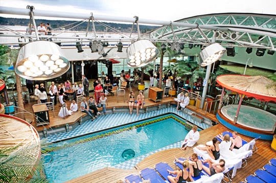 Between the lines...: Kryssning med Birka Paradise