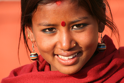 India: Pinturas decorativas : TILAKA Y BINDI