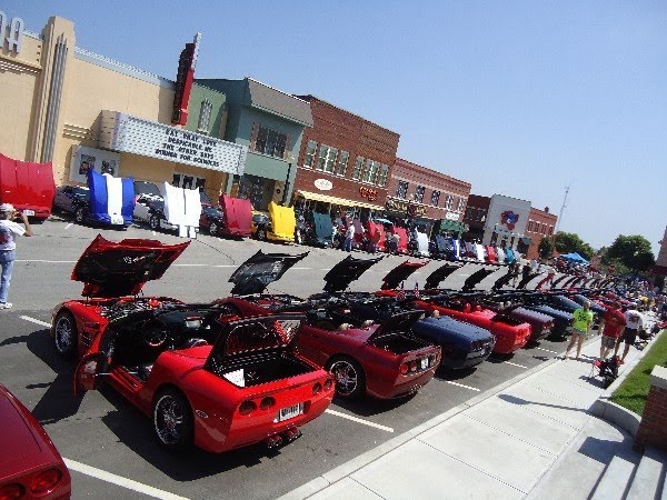 HOVER MOTOR COMPANY: Corvettes on the Square presented by the KCCA had ...