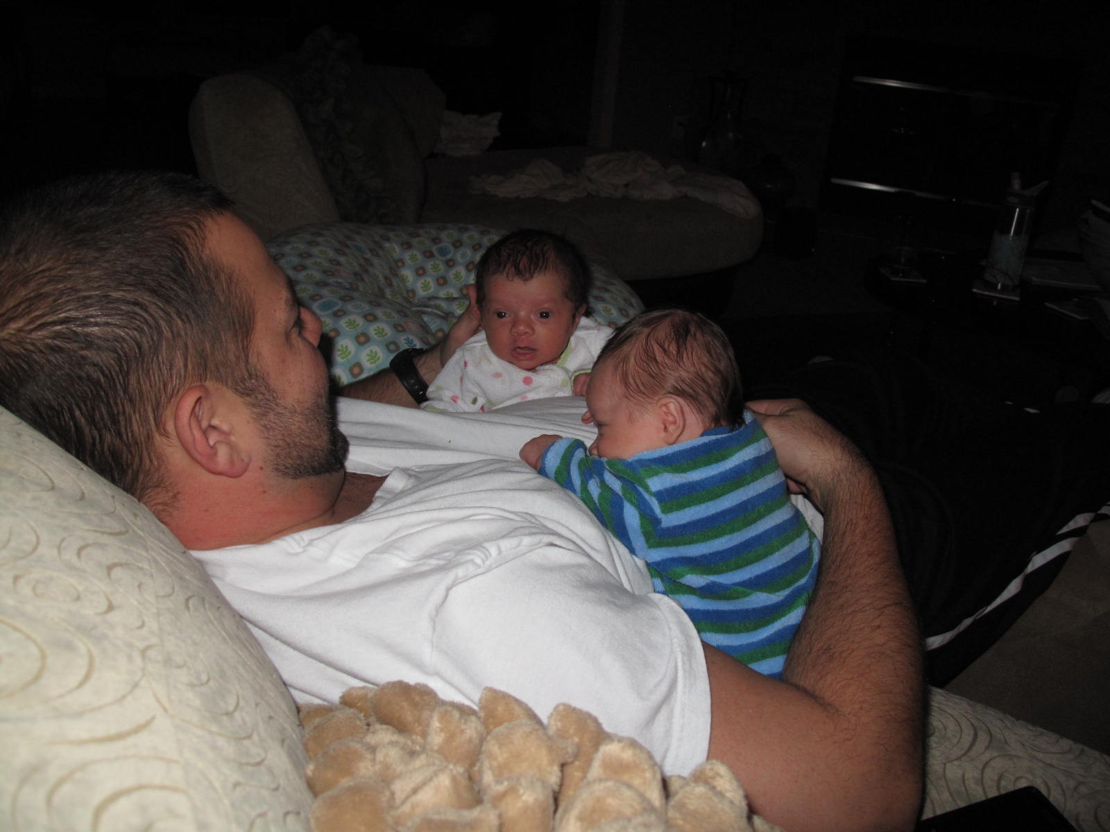 The view from a triplet mommy: 4 weeks, where did you go?