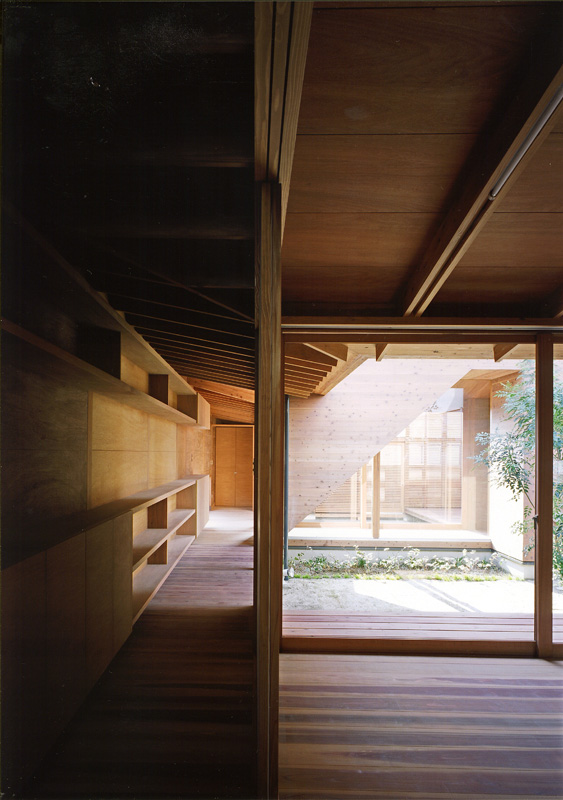Design of modern wooden Japanese house | Home Arsitektur