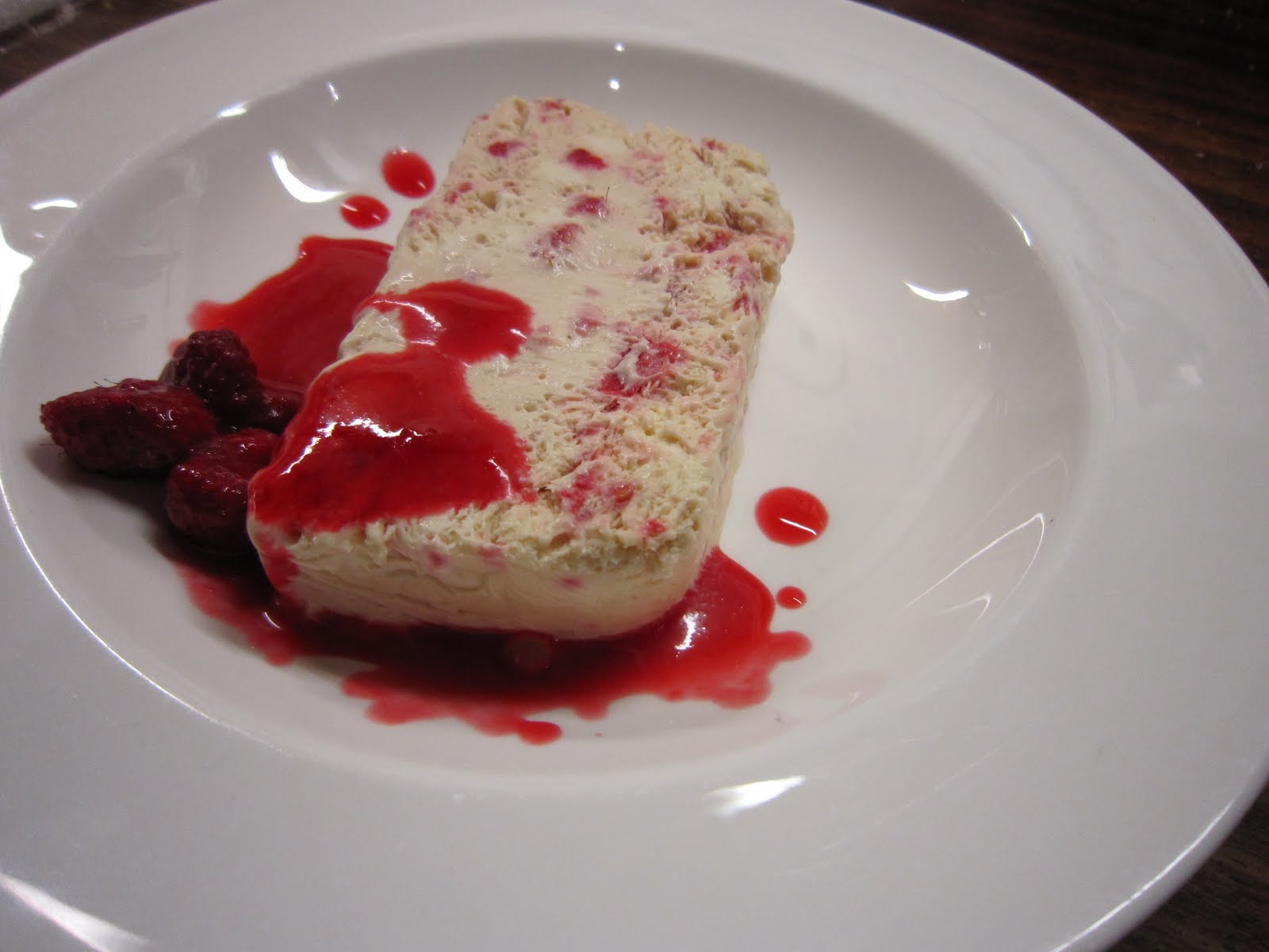 Bologna - Italy's Best Kept Food Secret: Strawberry semifreddo