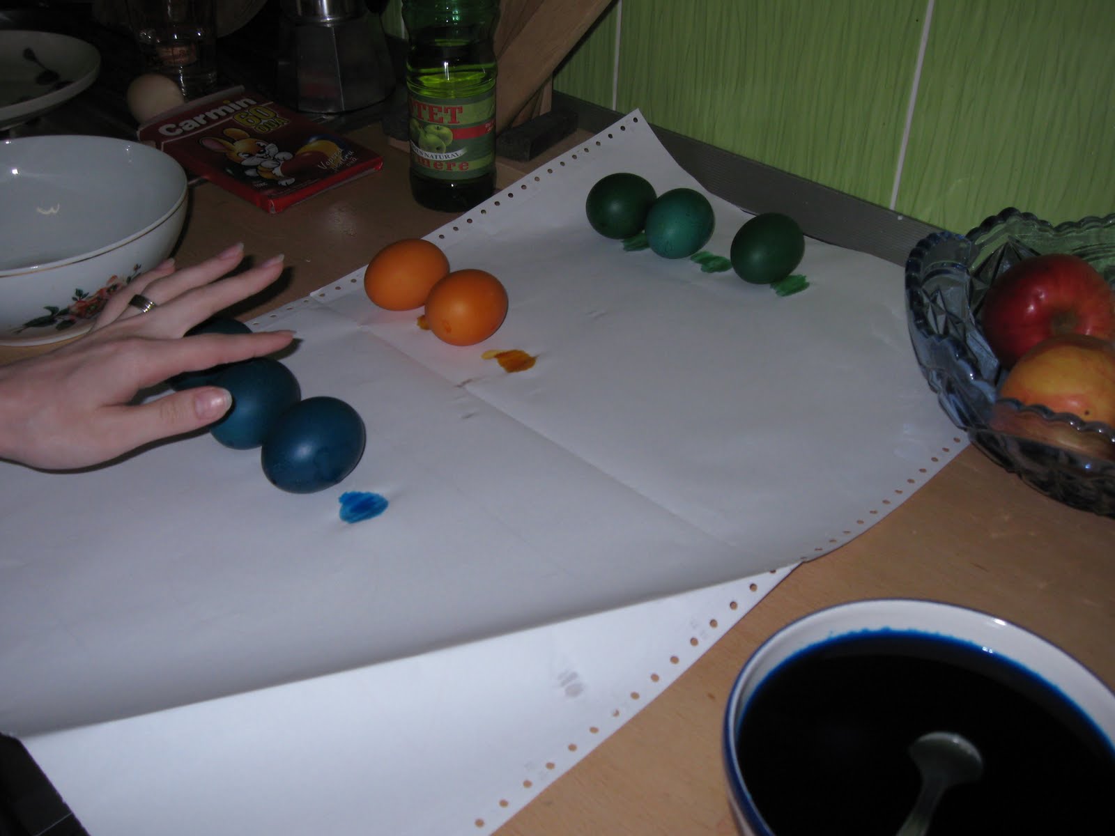 Oua Rosii Colorate in Joia Mare ~ Vladu Bucataru - Retete rapide cu poze