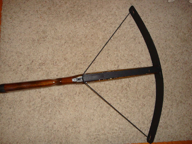 Mad Props: Deathtrap part IV - Shield, Garrote and Crossbow