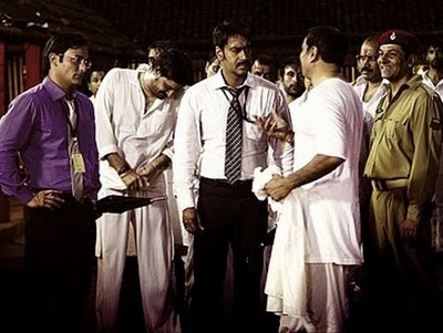 Aakrosh Movie Wallpapers, Ajay Devgan & Bipasha Basu Wallpapers of Aakrosh