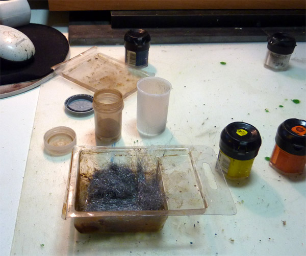 MASSIVE VOODOO: Tutorial - How to create real rust pigments