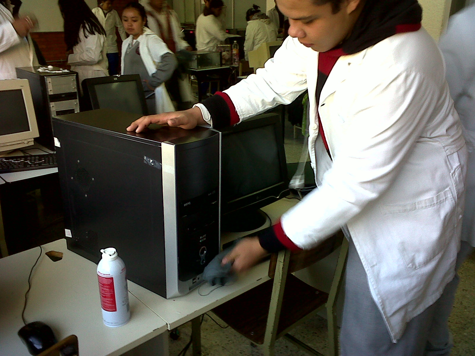 mantenimiento preventivo: PRACTICA DE MANTENIMIENTOO (COMPUTADORAS DE ...