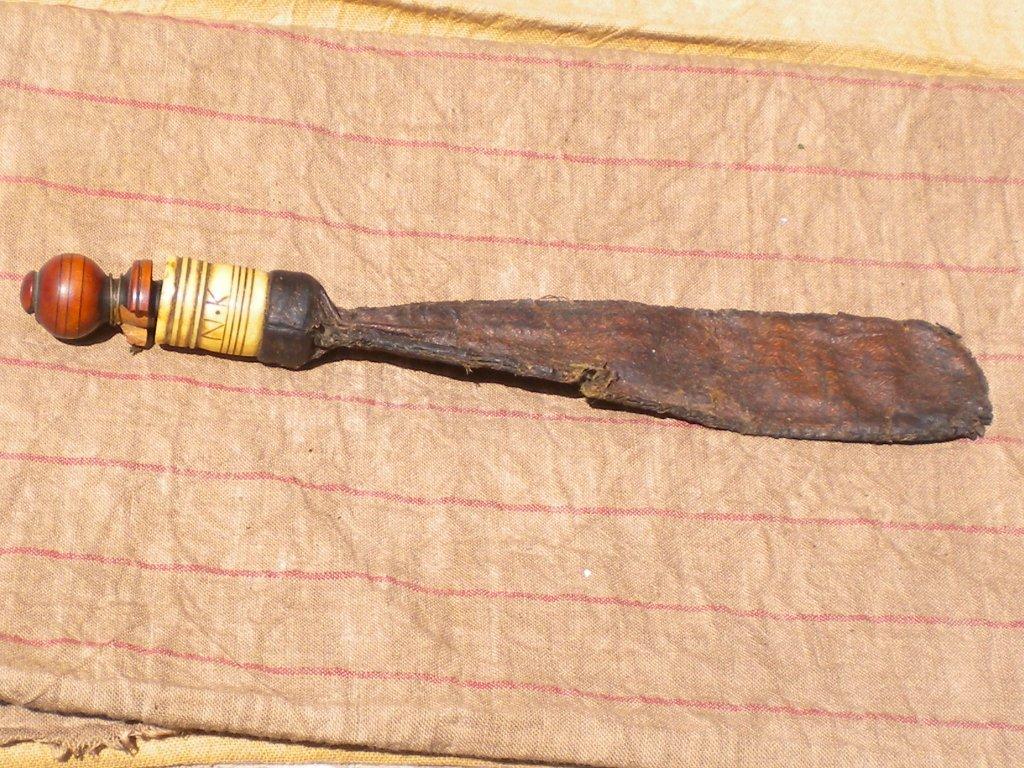 Contemporary Makers: Antique Shot Pouch
