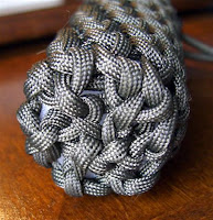 Stormdrane's Blog: Half Hitched Paracord Drawstring Pouch