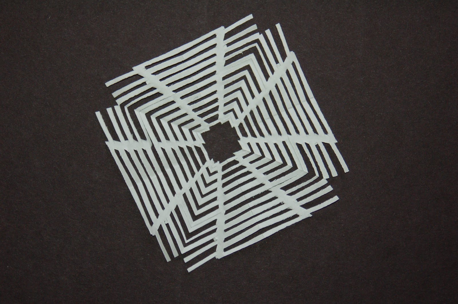 Cre8tive Daze: Paper Snowflakes