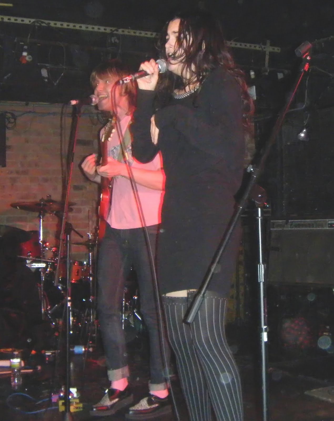 DaveCromwell Writes: MAKE OUT - Live Review & Interview