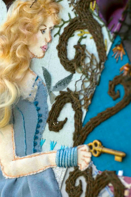 Plays With Needles: The Right Alice