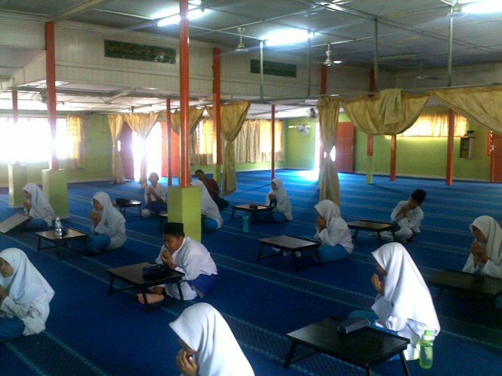 TABUNG PEMBINAAN SURAU SMK MUNSHI ABDULLAH