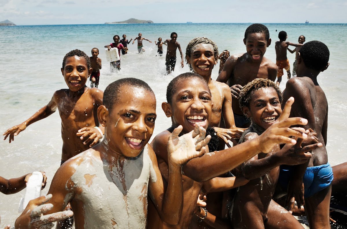 Ian Booth: ela beach in port moresby