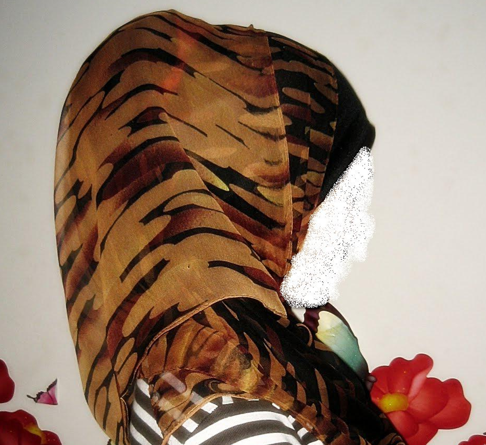 Baitul Khair: Sanggul dalam tudung...bonggol unta?