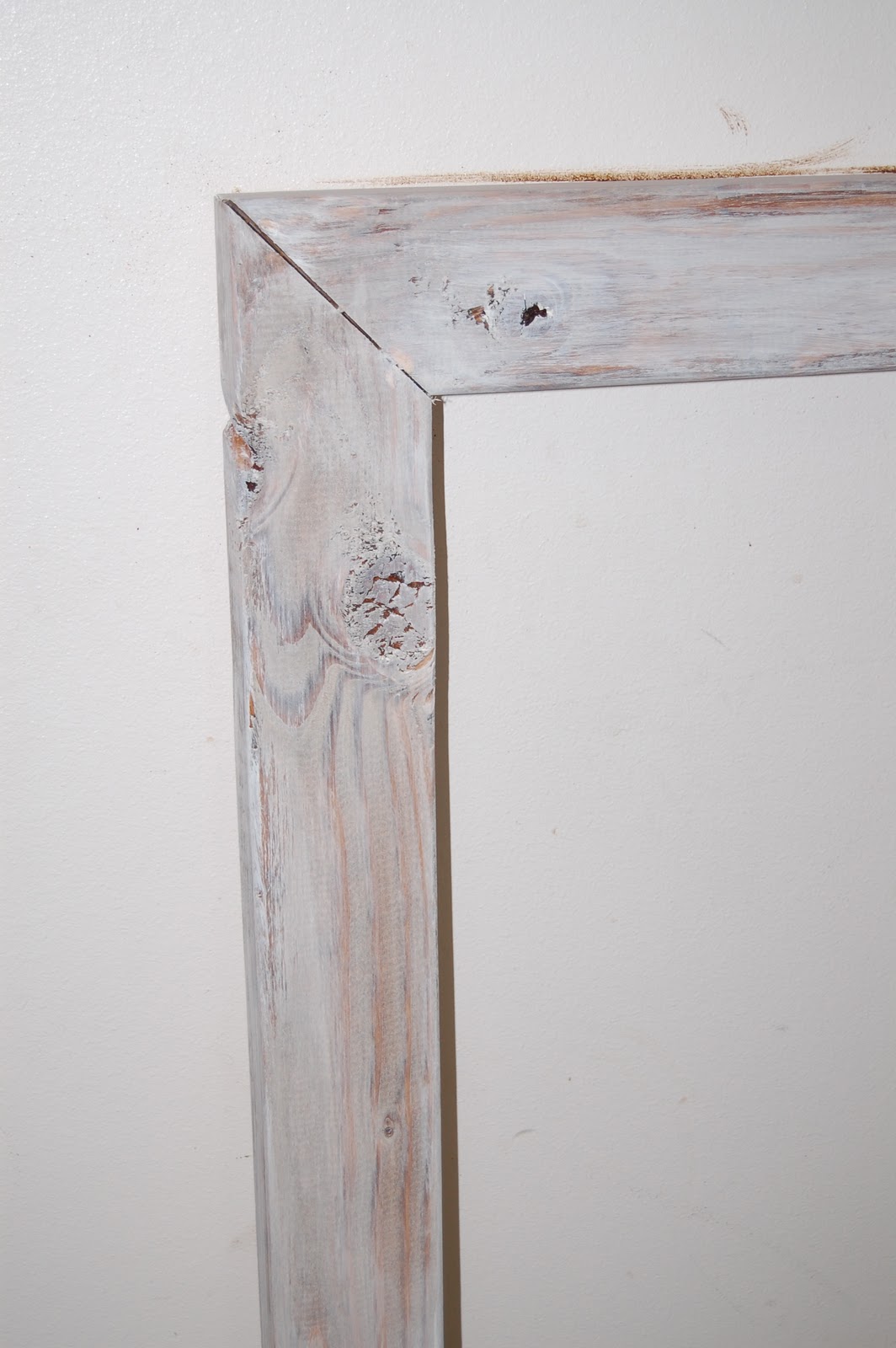 Furniture Fix: Whitewash Painting