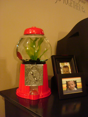 How to make a gumball fish tank | Thrifty Decor Chick | Thrifty DIY ...