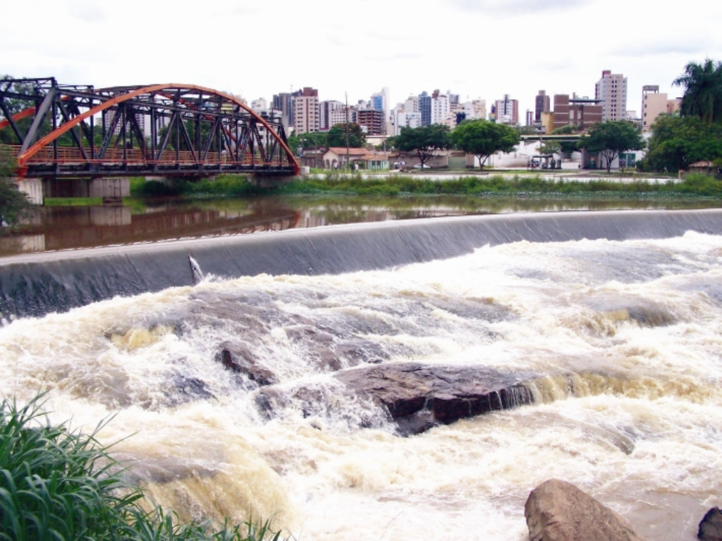 TURISTANDO PELO MUNDO: Divinópolis, Minas Gerais - Polo em confecções ...
