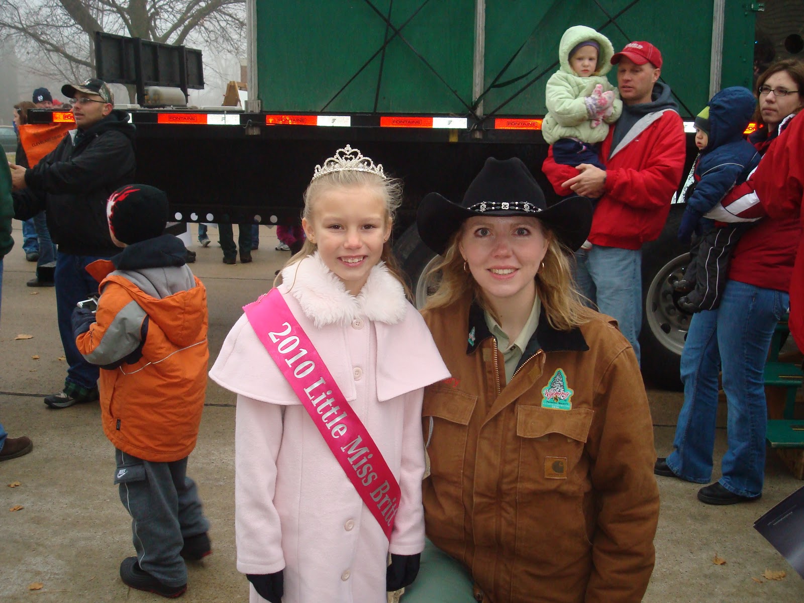 Capitol Christmas Tree 2010: A Special Visit to Britt, IA