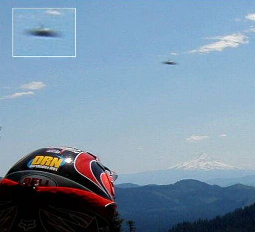 Mighty Lists: 10 amazing UFO photos