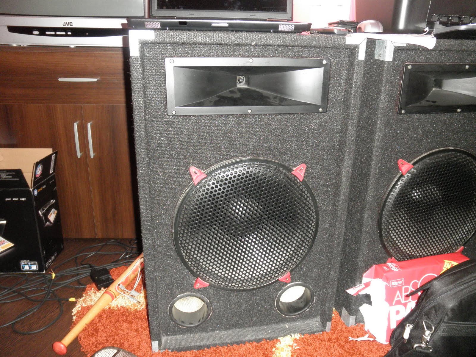 Bazar electronice online: Vand boxe audio 500 w