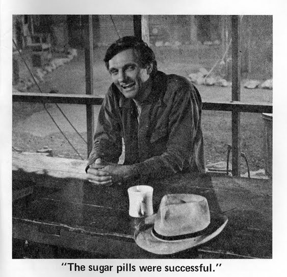 View-Master 3-D Spectacular now in 2-D!: M*A*S*H "Major Topper" - 1978