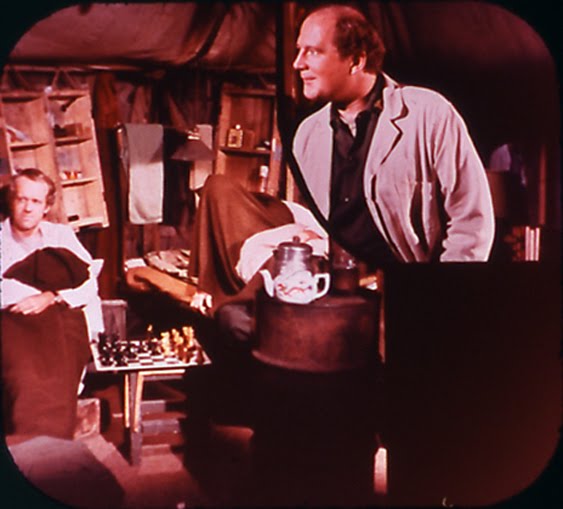 View-Master 3-D Spectacular now in 2-D!: M*A*S*H "Major Topper" - 1978