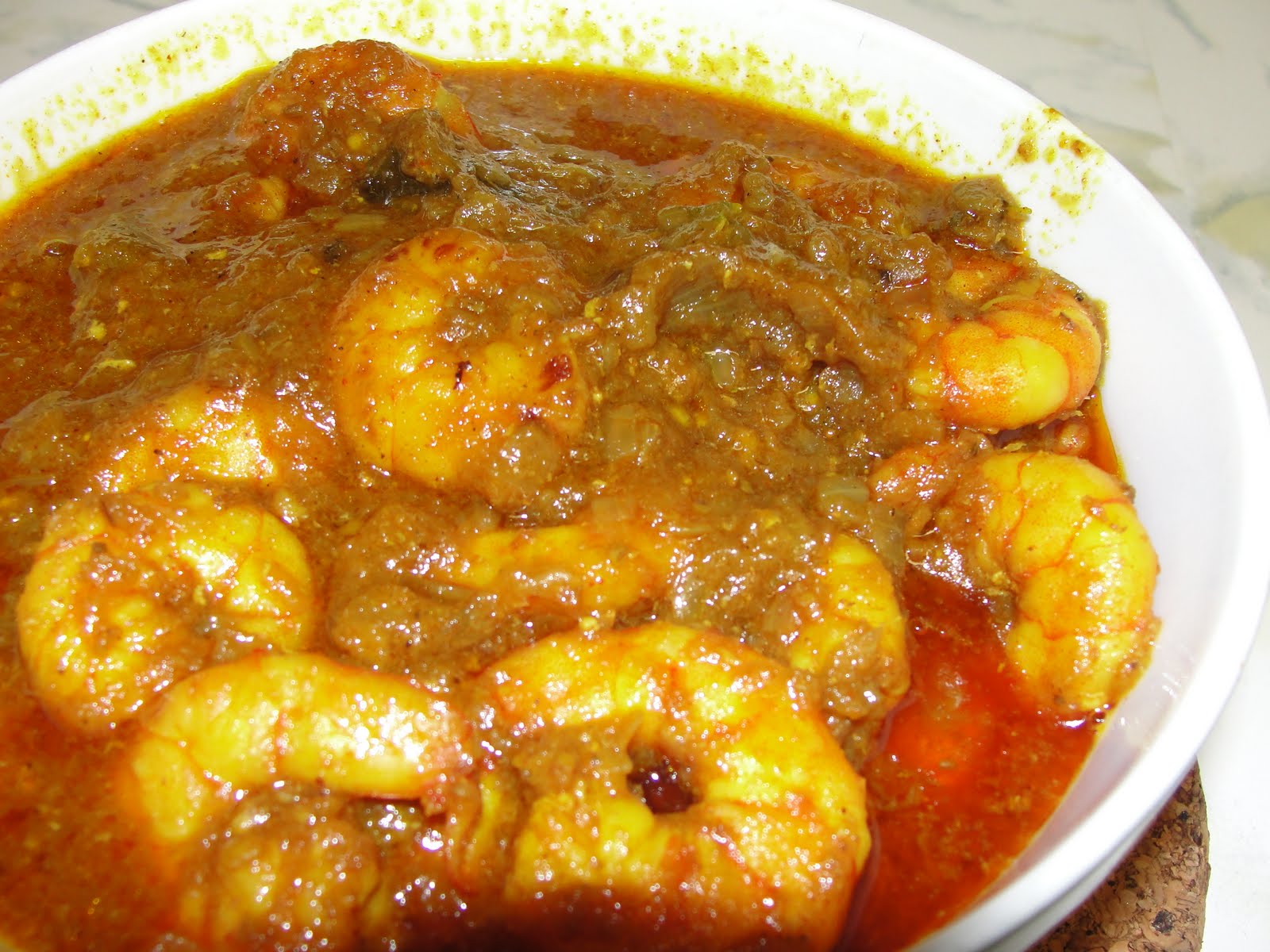 GayathriRaj - Heaven on a Spoon!!!: Royyalu/Shrimp Curry