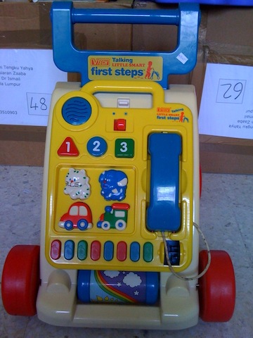 Macam-Macam-Ada: Vtech Little Smart Talking First Steps Walker