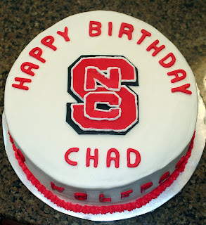 Edgy Icing: NC State Wolfpack Cake