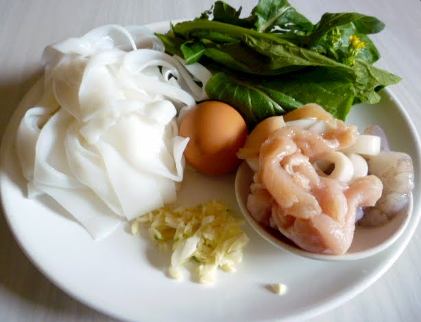 3 hungry tummies: Wat Dan Hor 滑蛋河 Rice Noodles With Silky Smooth Egg ...