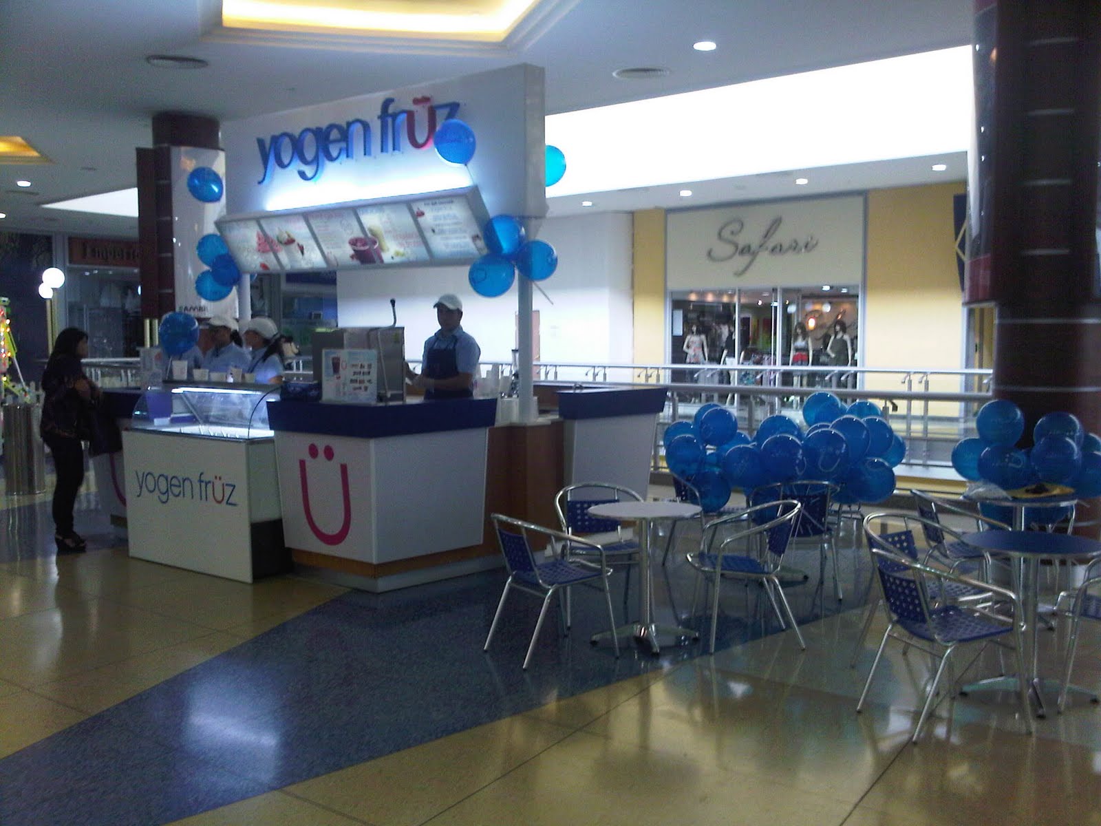 Yogen Fruz Venezuela: Yogen Sambil Maracaibo Estrena Nuevo Franquiciatario