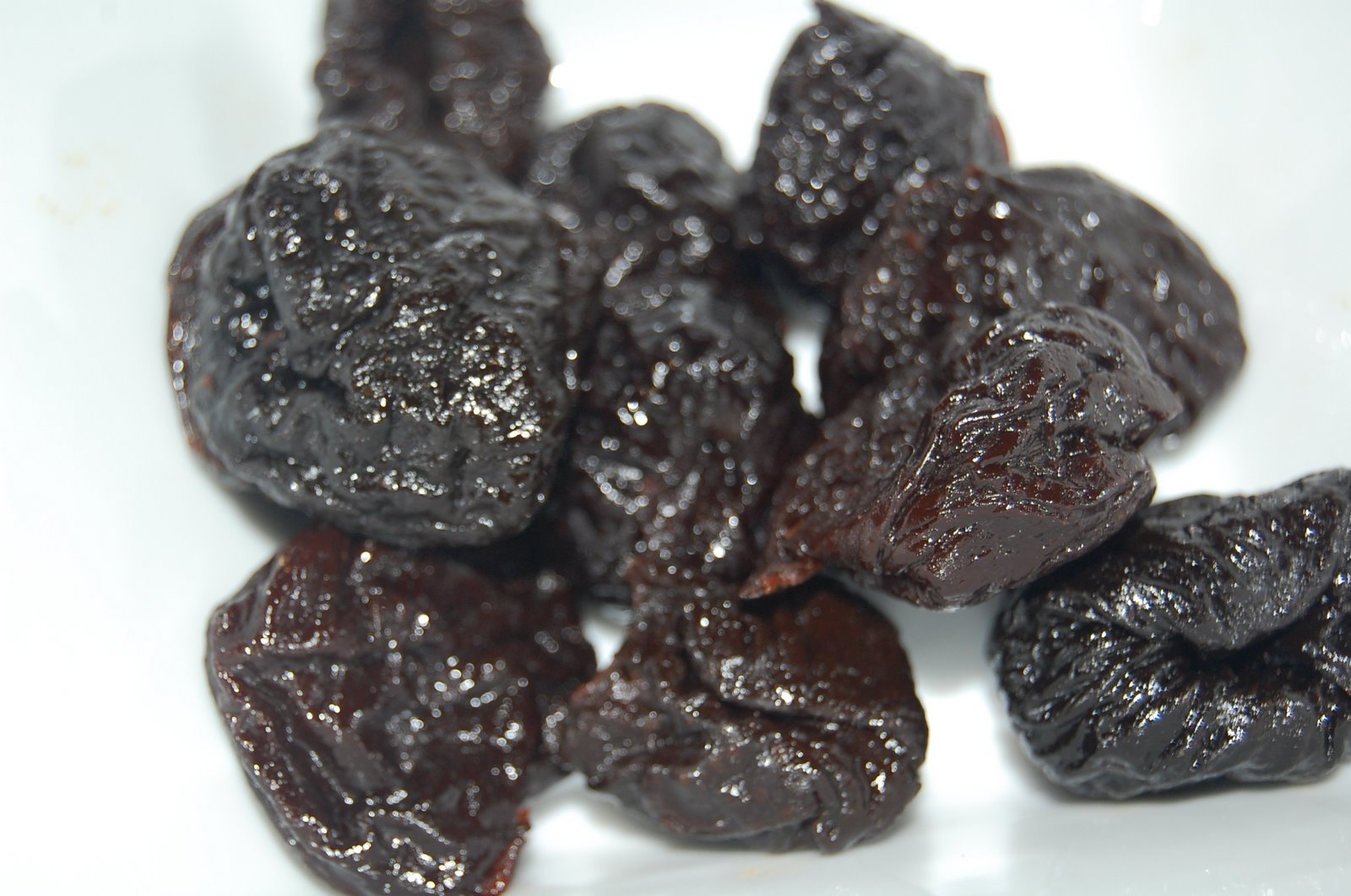 Chef Jeenas food recipes: Health Benefits of Prunes