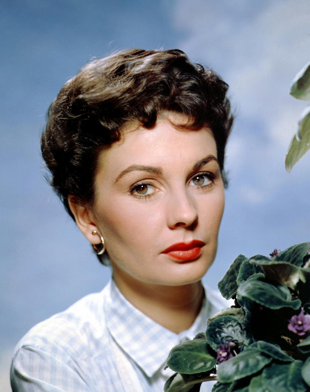 Two-Fisted Tales of True-Life Weird Romance!: Jean Simmons.