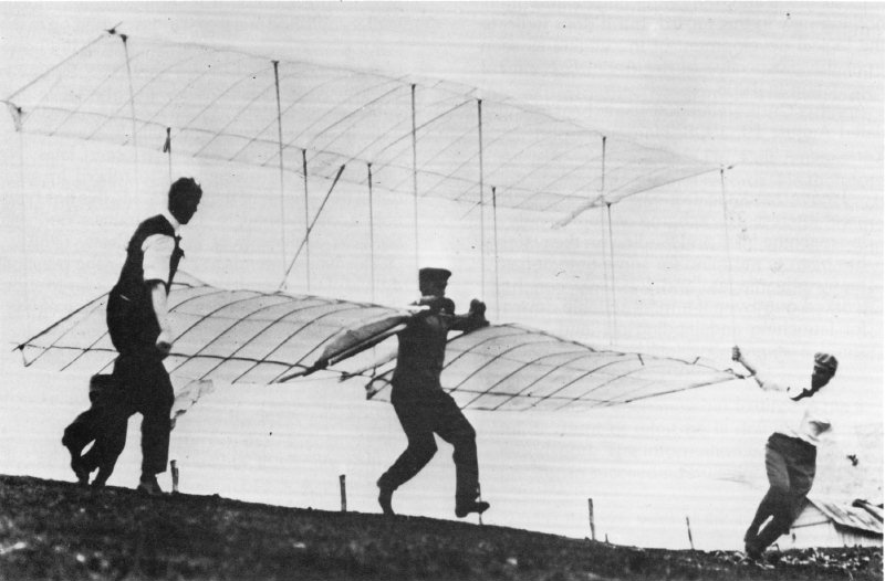 Billy Creekmore: Flying: Through the Ages.