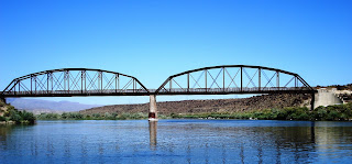 Russell Travel Adventures: Airboating On The Snake River