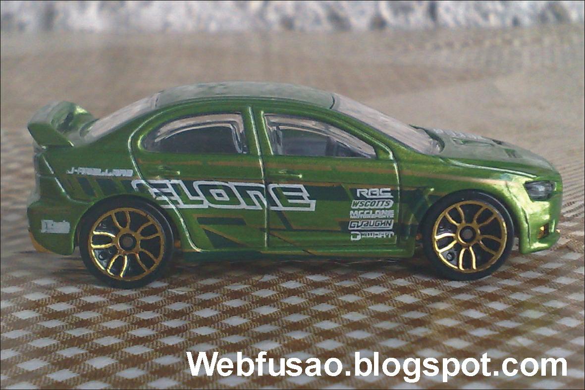 Fusão: HW 2008 Mitsubishi Lancer Evolution X - 2010 - Verde Metálico
