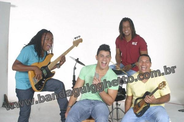 O novo vocalista da banda Guig Ghetto - David Gouveia Notícias