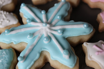Crave. Indulge. Satisfy.: Snowflake Cookies