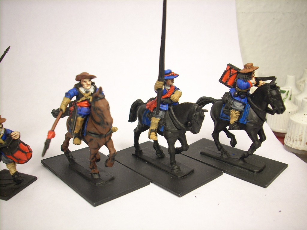 Miniature Wargames Junkie: 28mm Warlord Games ECW Royalist Dragoons ...