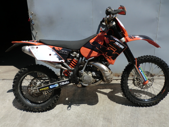 Moto-Red EL SALVADOR: KTM EXC 200
