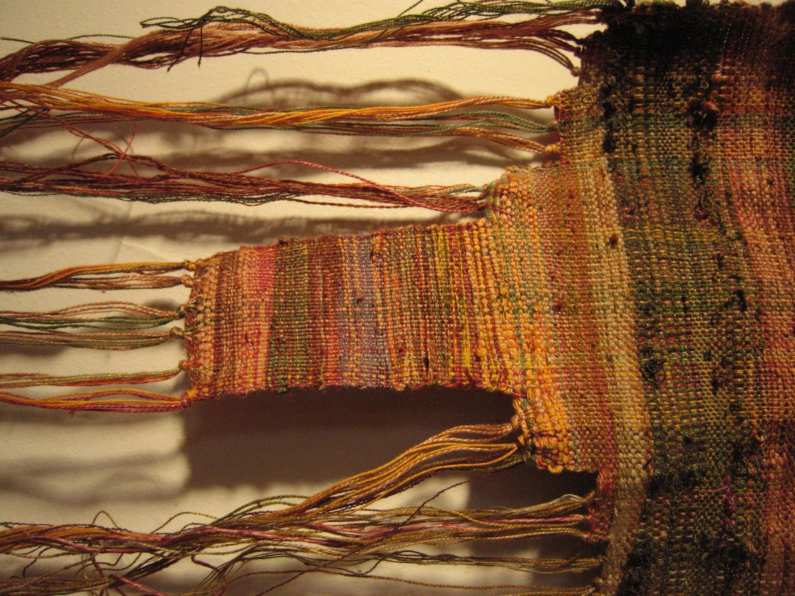 Fibre Sauvage: A Colourful Thrum Project