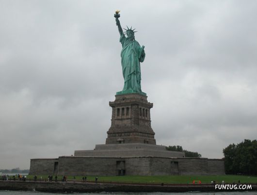 uniQuePic: 10 Highest Monuments of The World