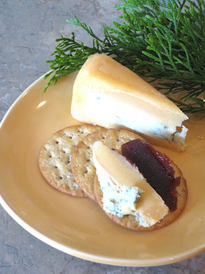 CHATTERBOX CHEESE: Huntsman Double Delight ...