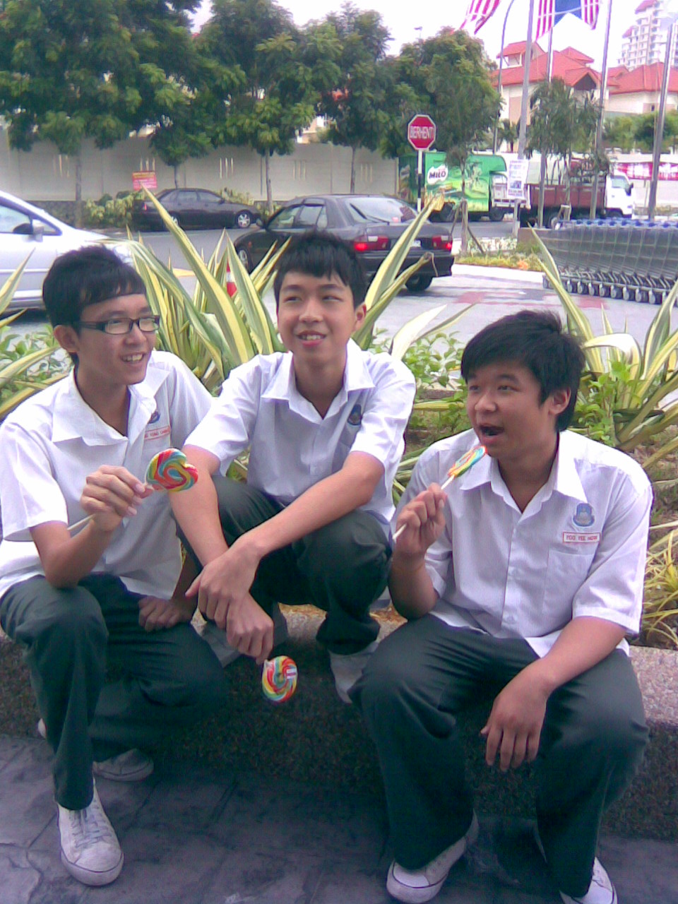 xiao ching here=]: go to t3sco!^^