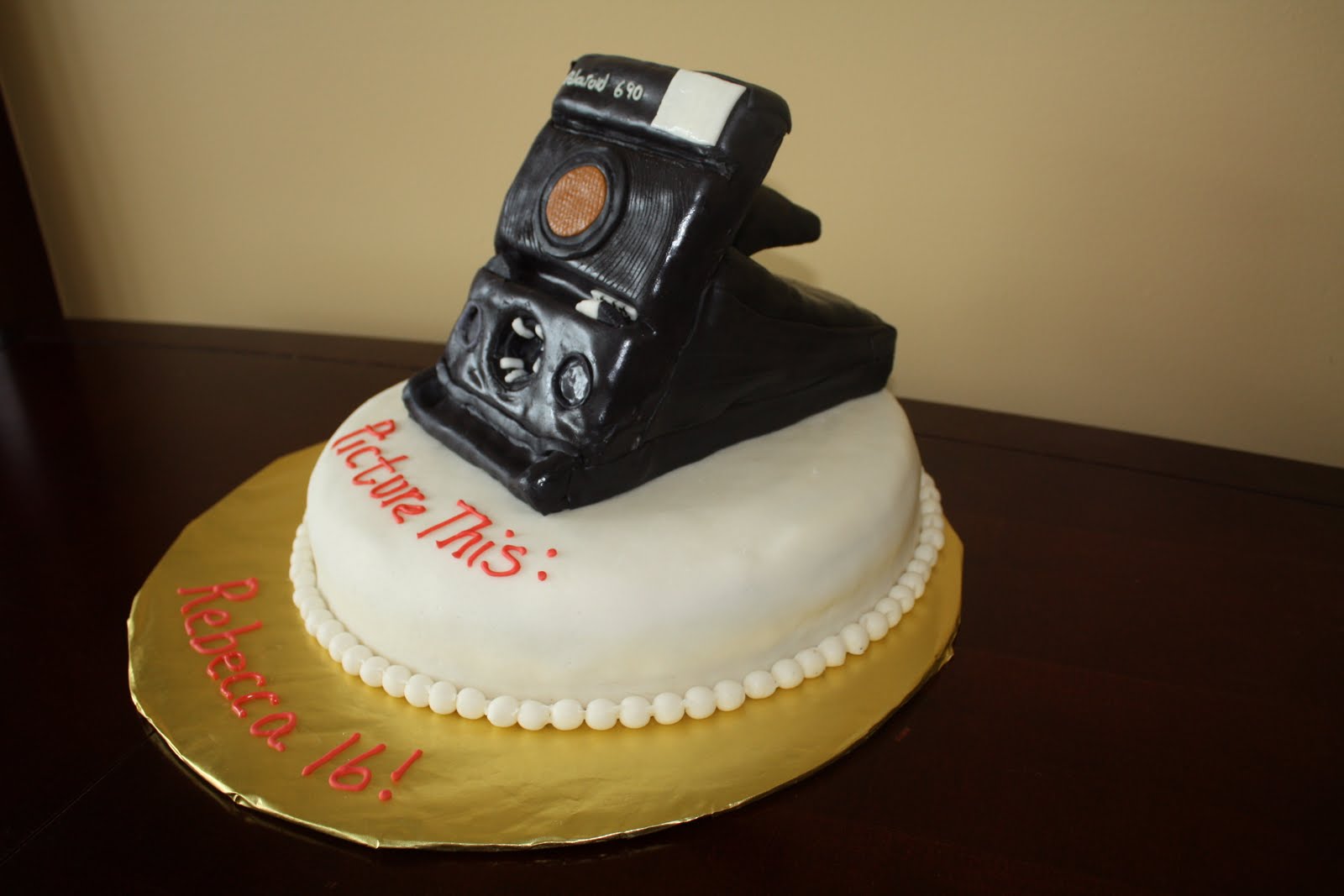Two Sweet Bakery: Fondant Polaroid Camera birthday cake
