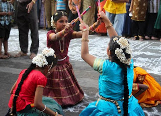 Enderle Travelblog: Kolattam Stick Dancers